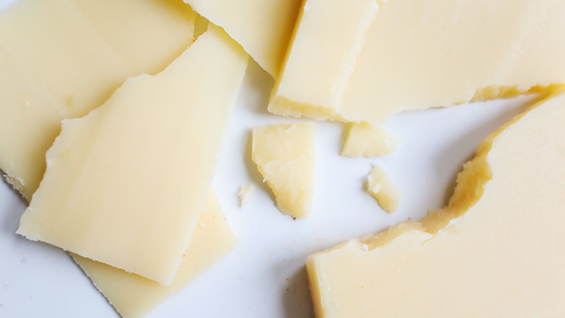 Does cheese cause bad dreams? We asked a sleep…
