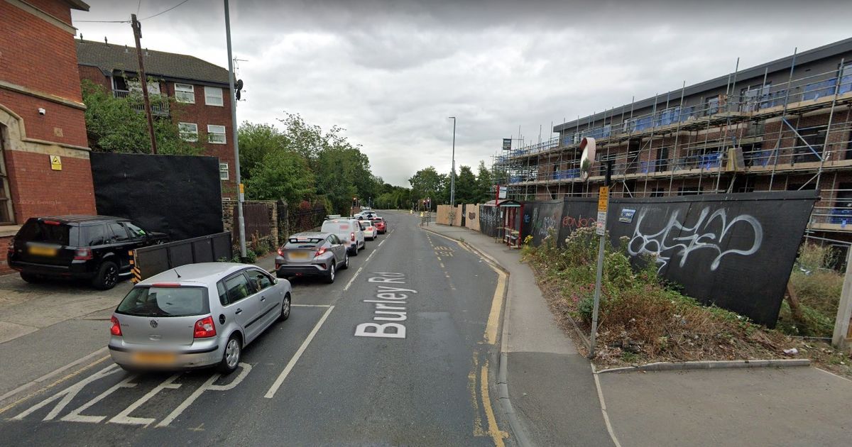 Tragedy as man dies in horror Leeds multi-car crash…