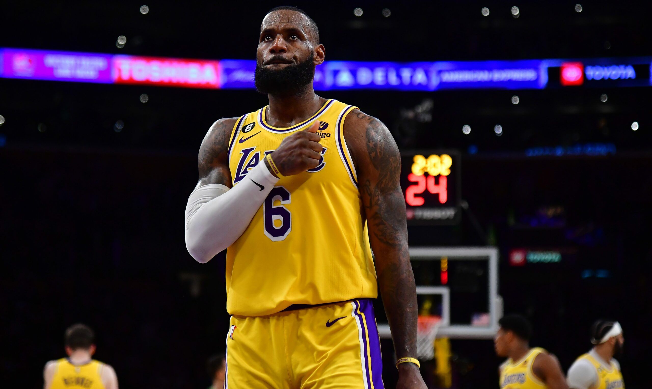 3 things LeBron James needs to do in Lakers vs.…