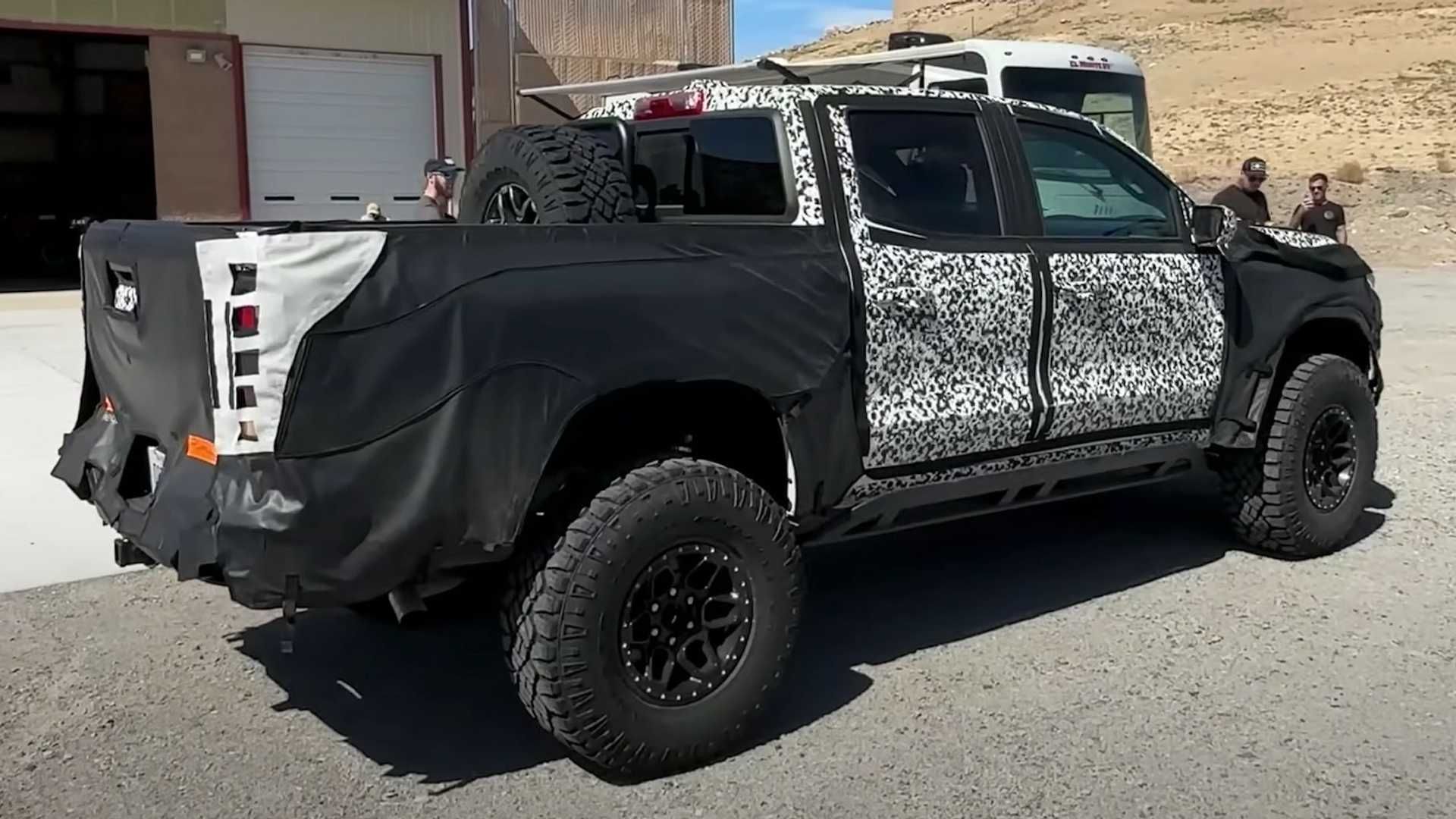 2024 Chevy Colorado ZR2 Bison Up-Close Video Confirms…