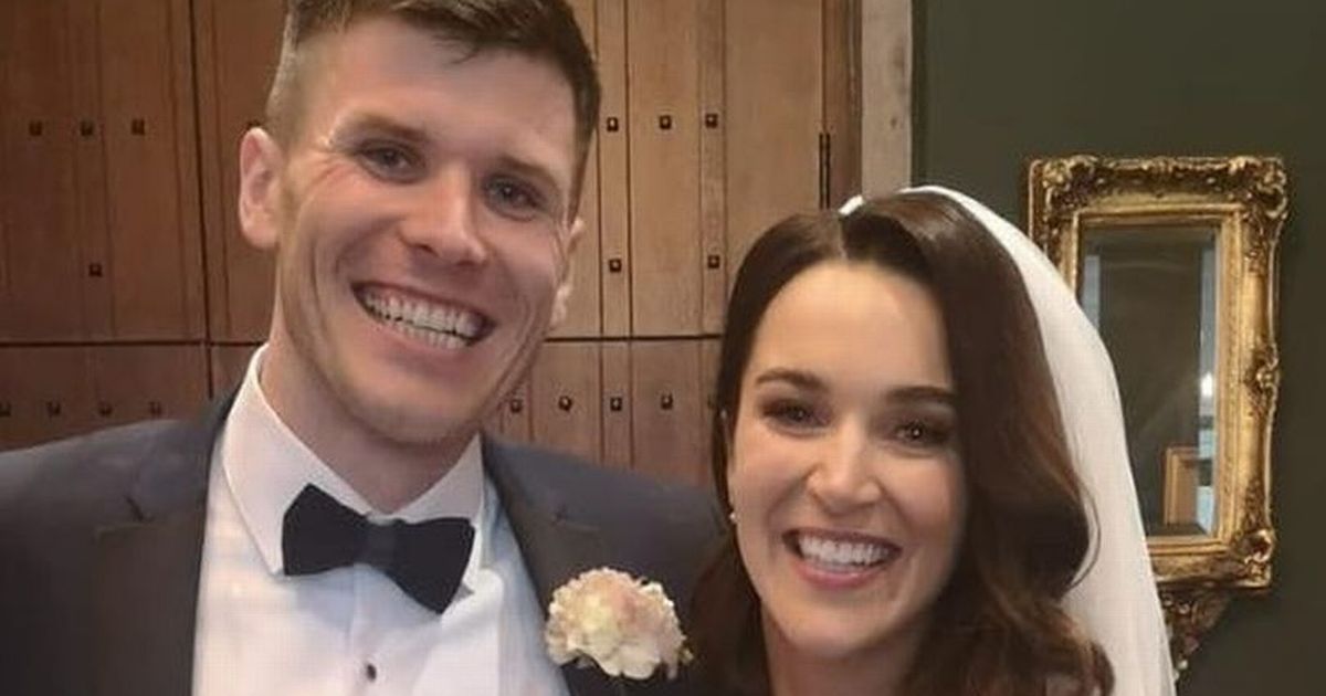 GAA star’s wedding photos show bride’s amazing dress…