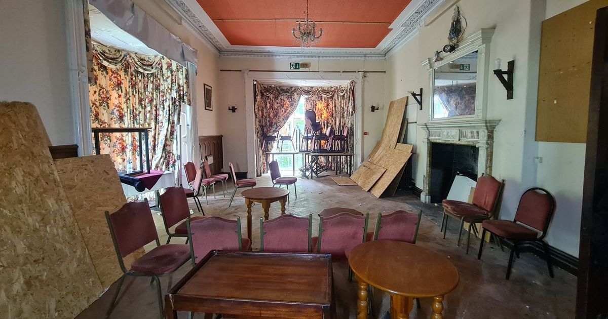 Inside abandoned pink mansion paradise - that's hiding…