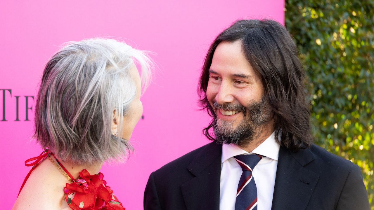 Keanu Reeves Looks Great On The Red Carpet, But…