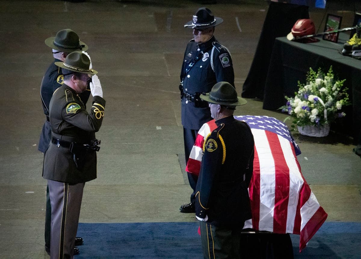 Man who killed Washington police officer gets life…