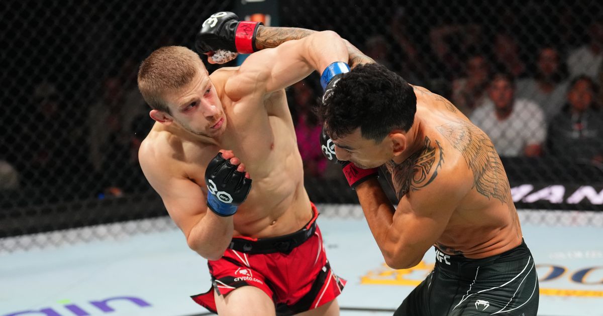 Dana White tells Arnold Allen what cost him in first…