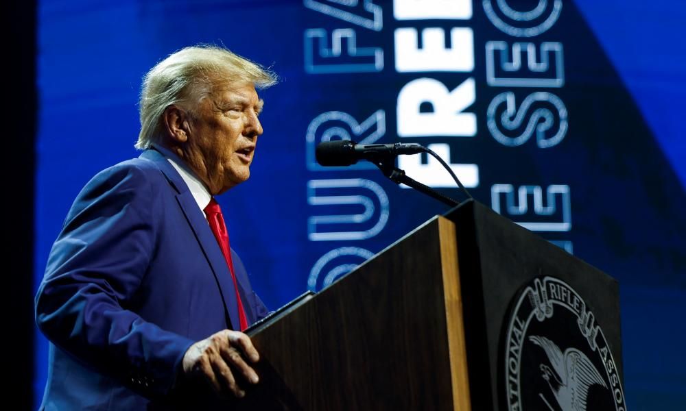 Donald Trump returns to Instagram for first time since…