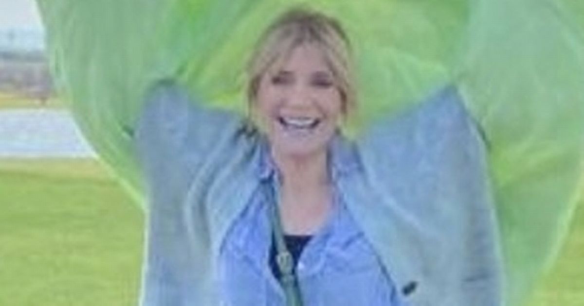 Michelle Collins gives fans update after hospital dash…