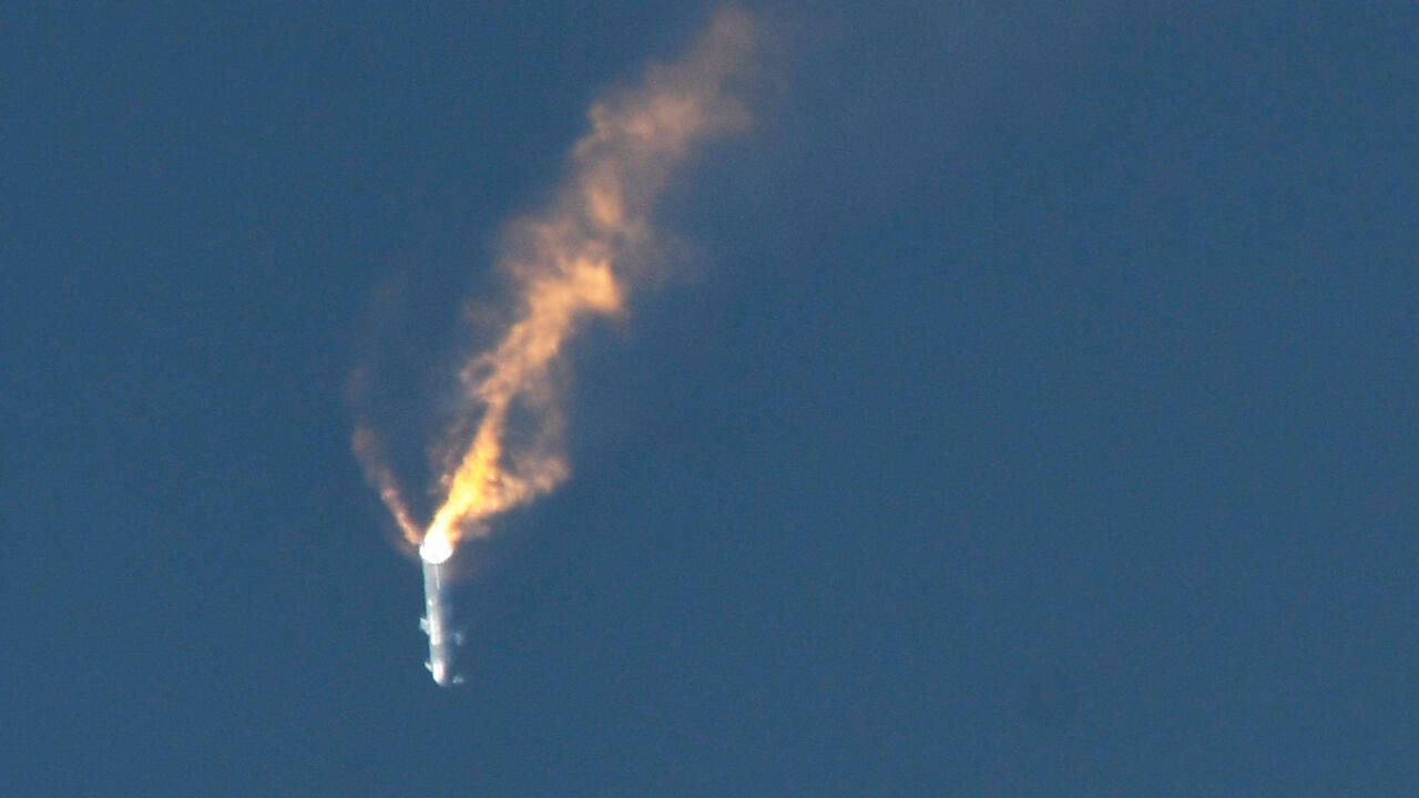 SpaceX’s Starship, world’s biggest rocket, explodes…