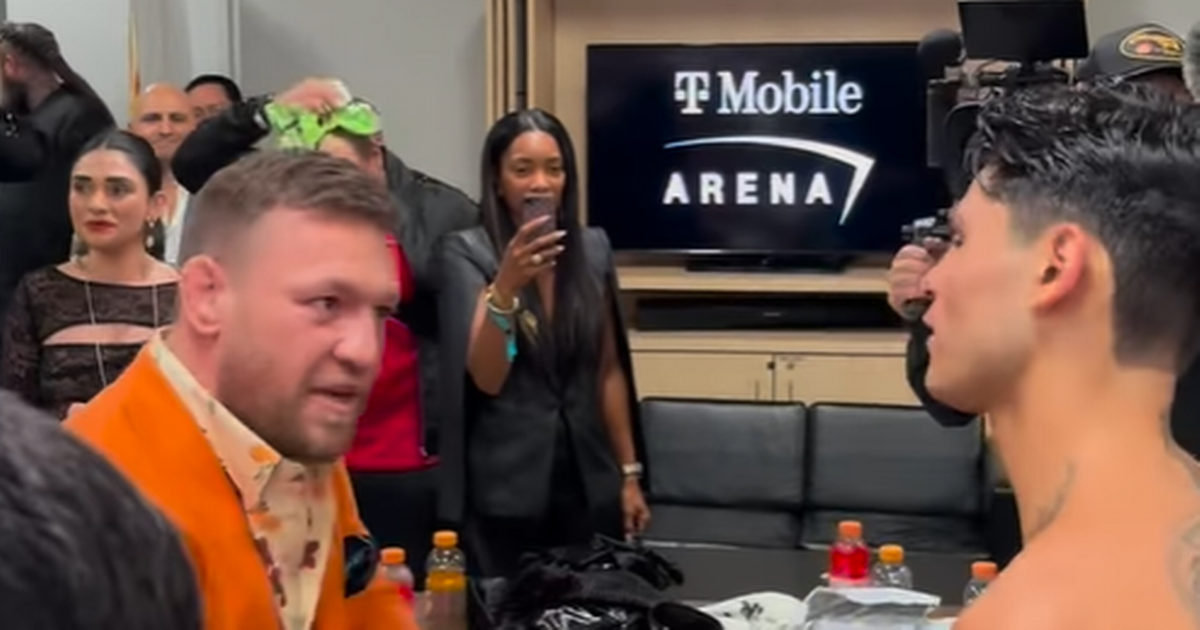 Conor McGregor consoles Ryan Garcia after loss to…