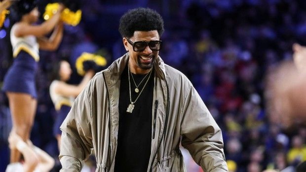 ESPN’s Jalen Rose Blasts Phil Jackson for…