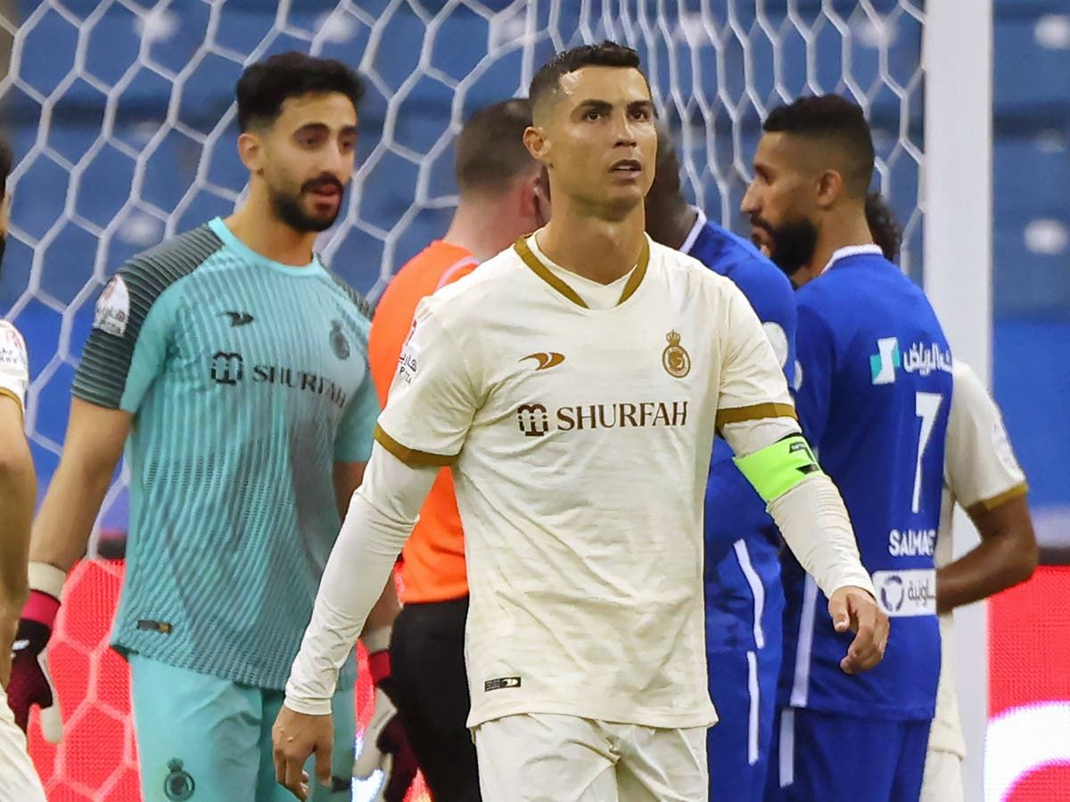 Cristiano Ronaldo launches furious half-time rant at…