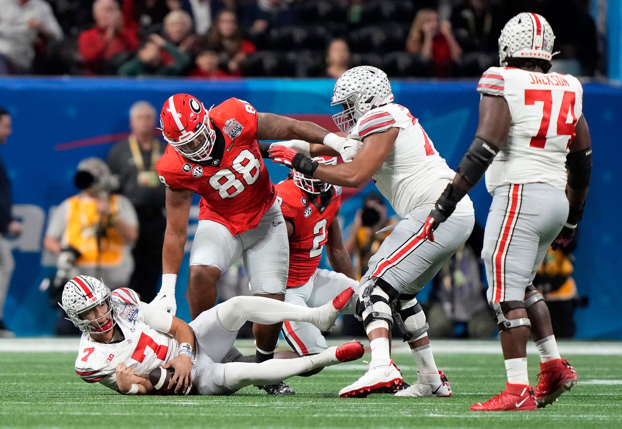 Bears assistant GM Ian Cunningham explains why Jalen…