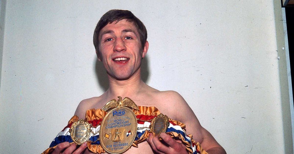 Stars including Barry McGuigan turn out for funeral of…