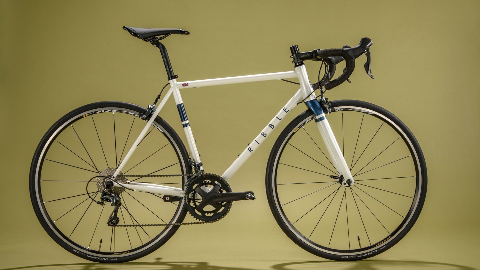 Ribble Endurance 725 'Base' model review: a stylish…