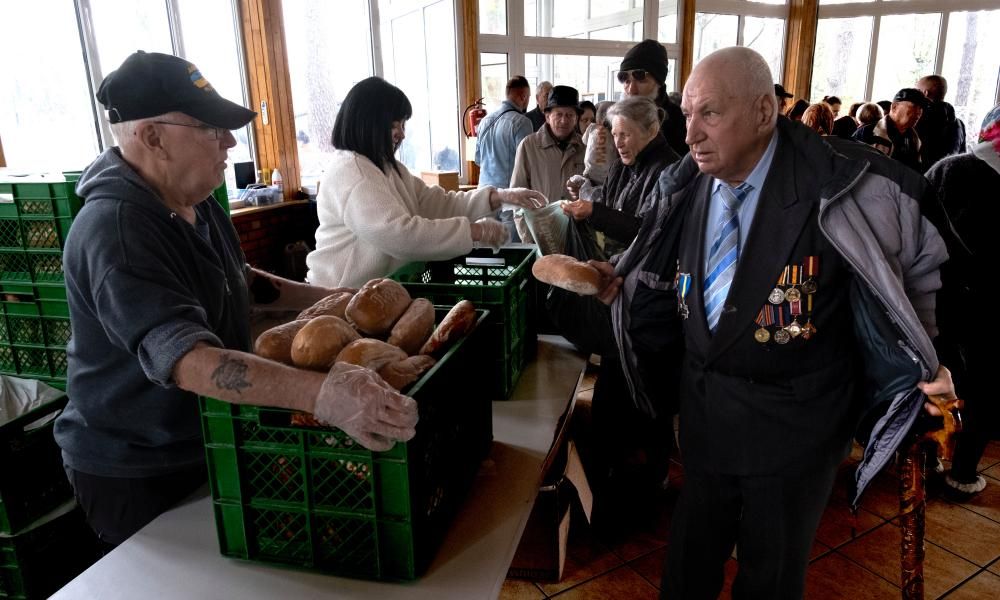 Pawn shops and bread queues: poverty grips Ukraine as…