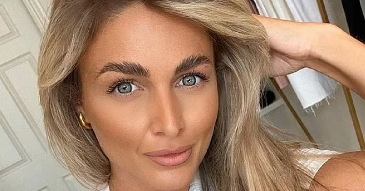 Love Island's Claudia Fogarty left devastated as…