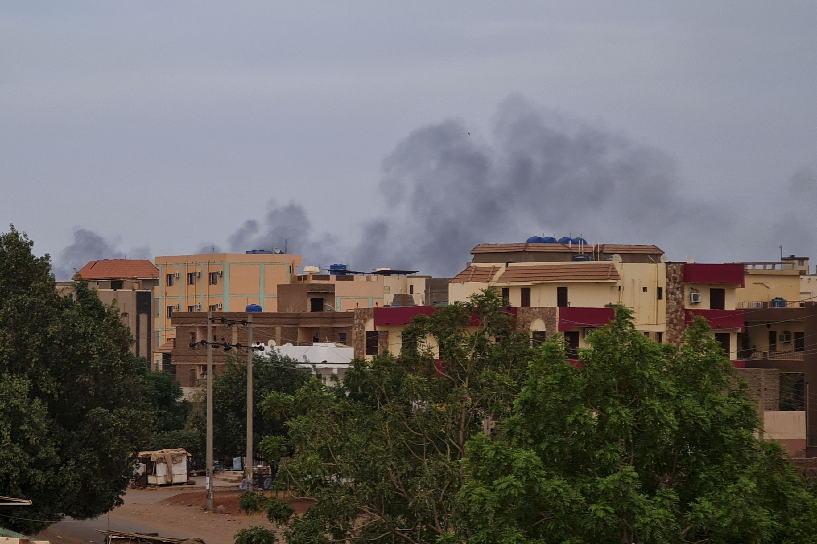 Fighting continues in Sudan despite new ceasefire…