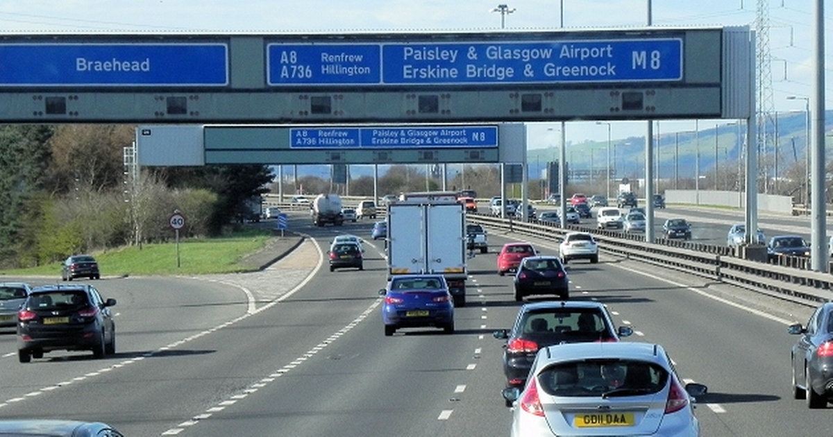 Glasgow multi-vehicle crash on M8 motorway as man…