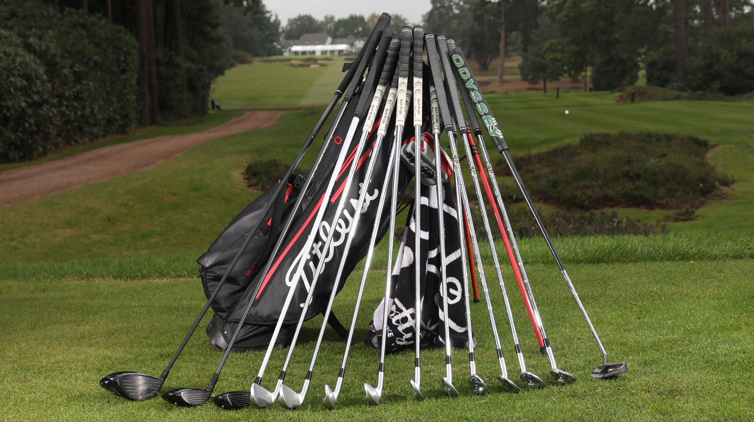 How To Clean Golf Clubs And Grips