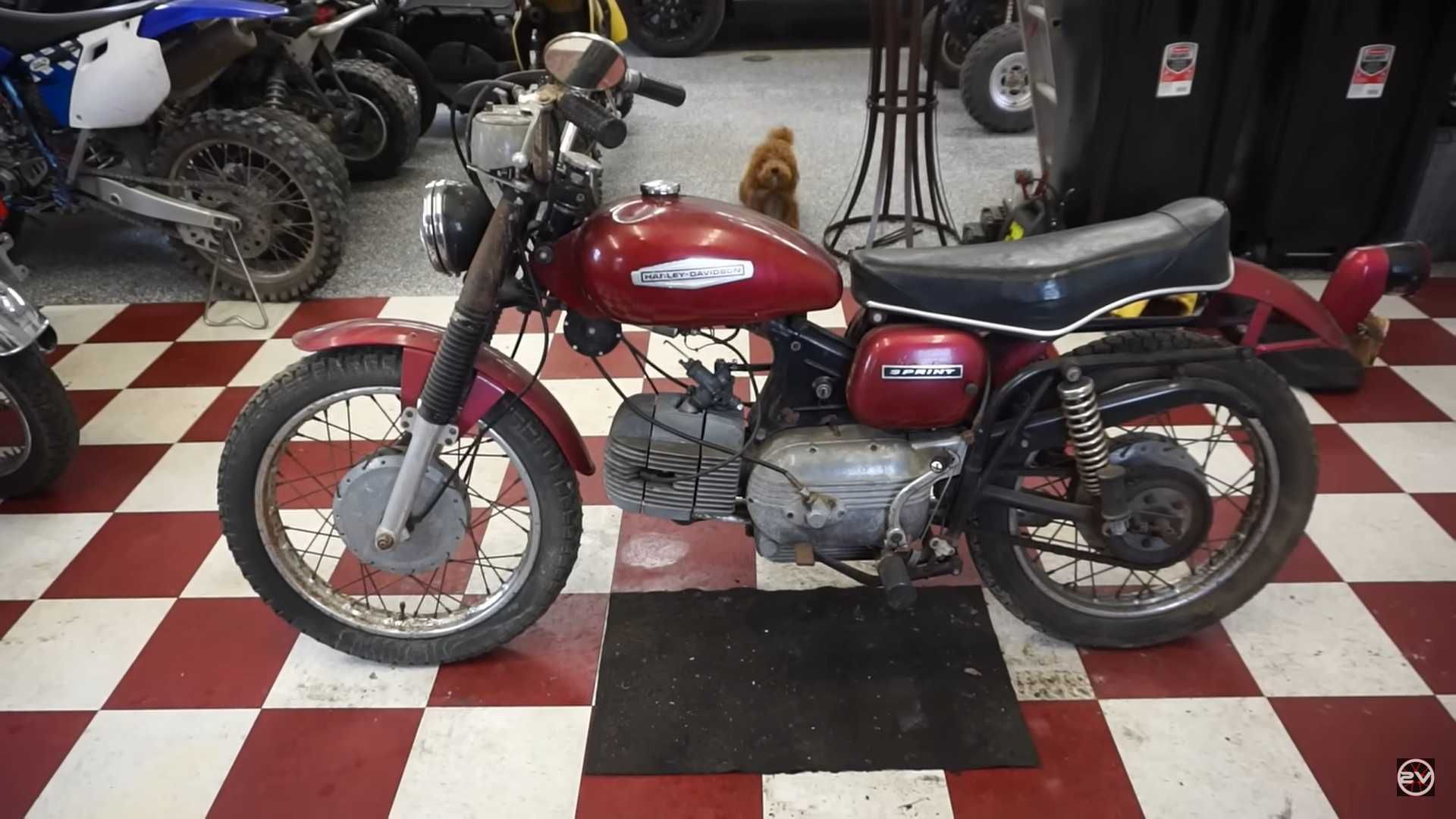 Watch A 1968 Harley-Davidson Sprint Take Its First…