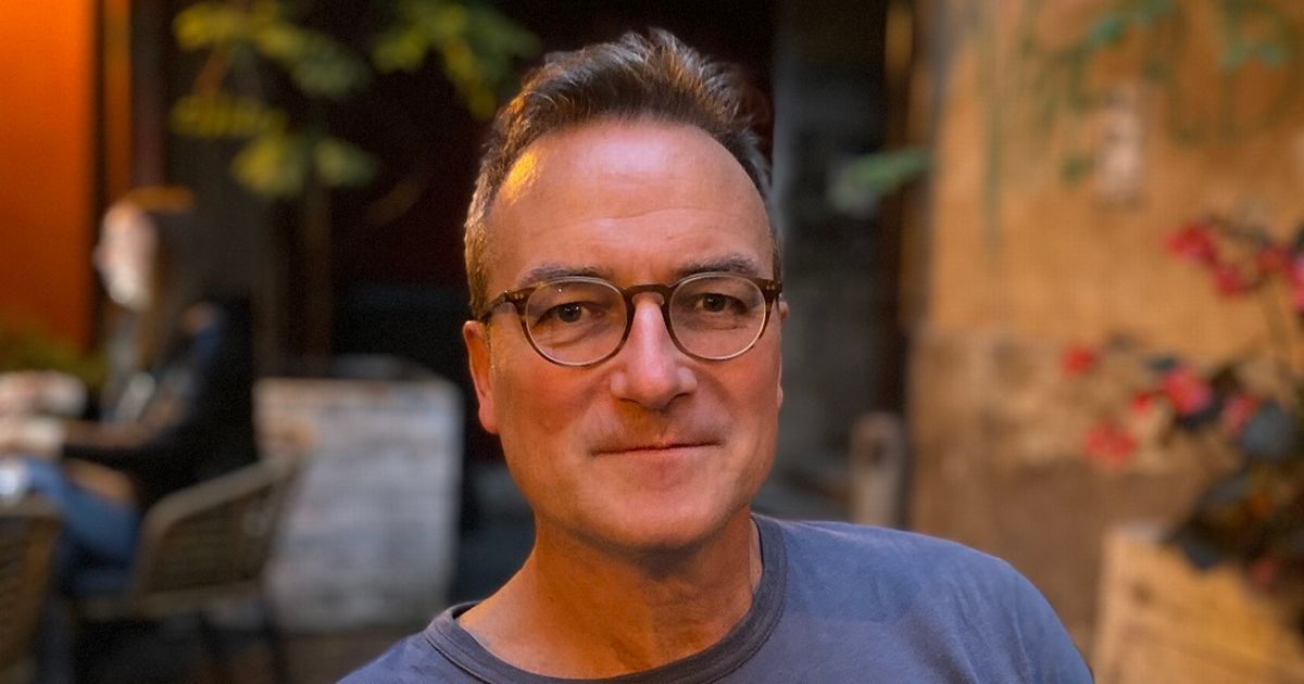 Brave Edinburgh doctor flies to Ukraine to provide…