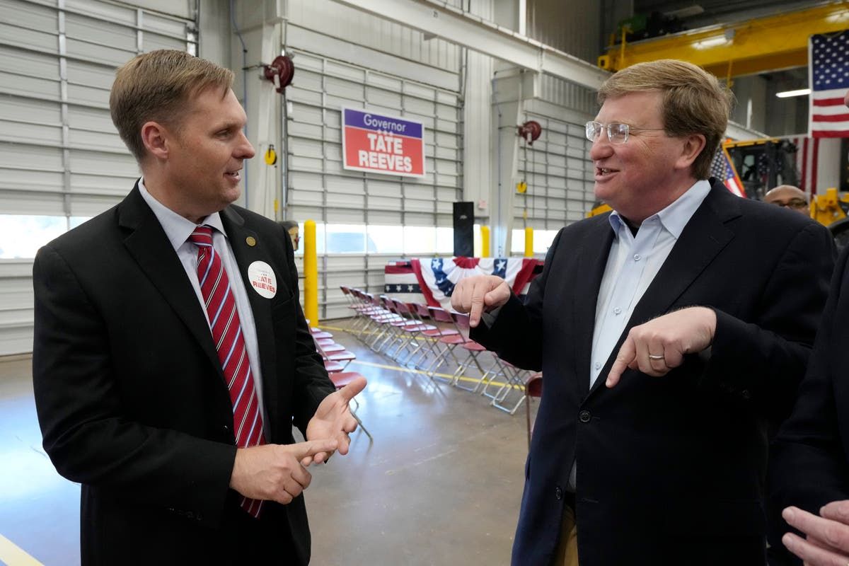 Mississippi governor touts tax cuts, teacher pay…