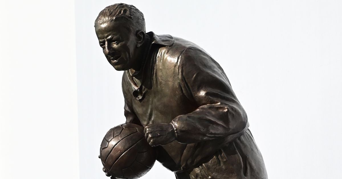 Jimmy Murphy statue ceremony brings out the soul in…