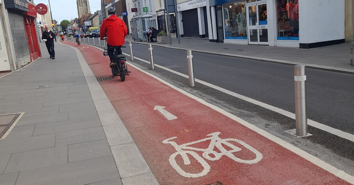 We visited Keynsham's ‘optical illusion’ cycle lane…
