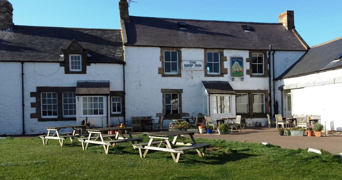 The best pubs and bars by the Northumberland coast for…