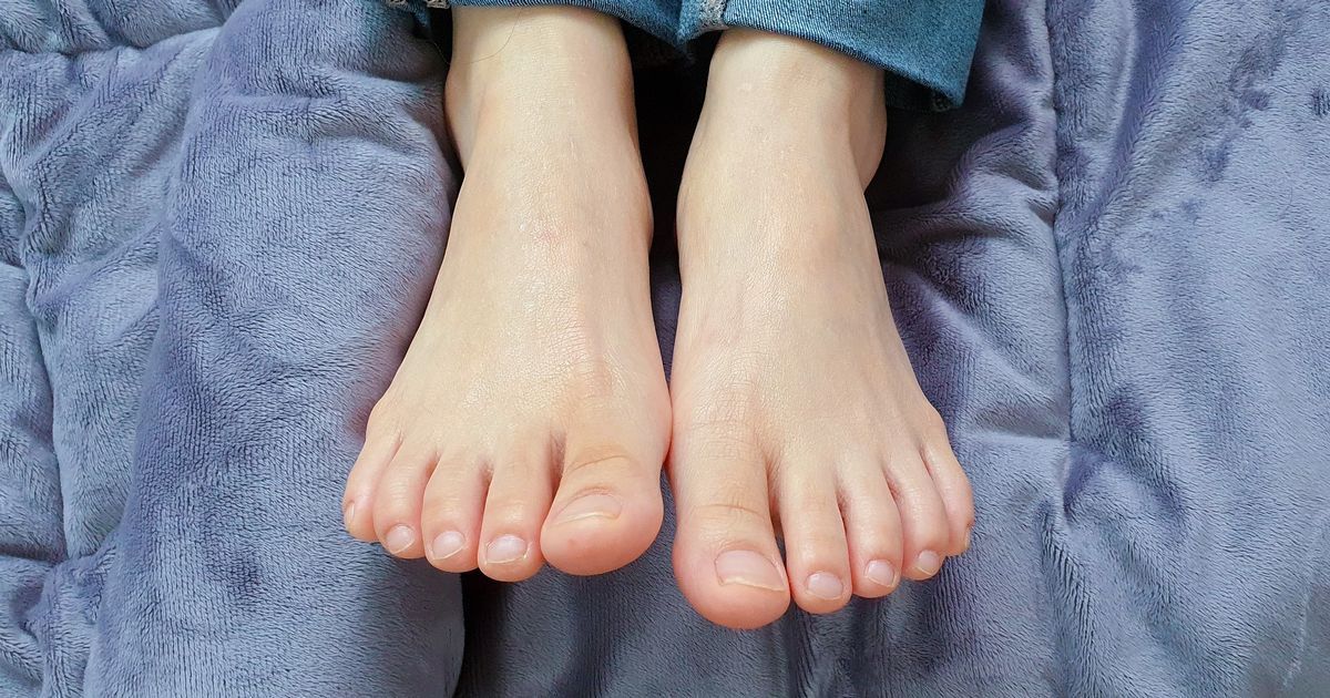 Two signs in your toes that can indicate serious…
