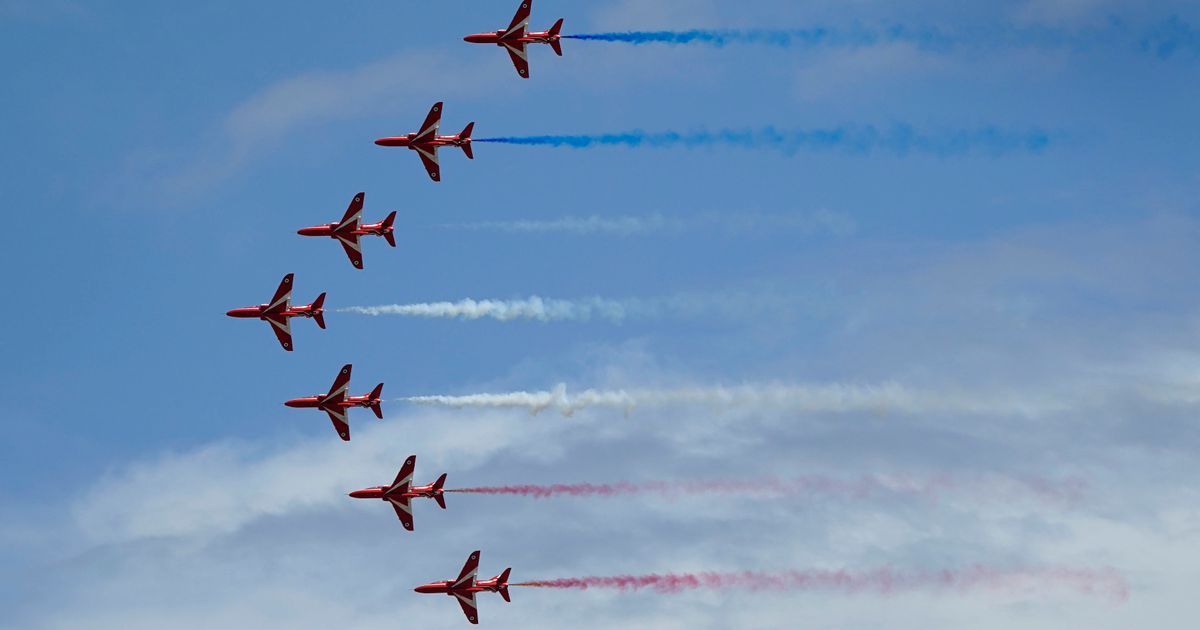 Coronation flypast SCALED DOWN as weather ruins…