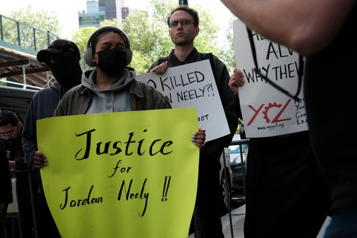 New York prosecutors investigate Jordan Neely’s death…