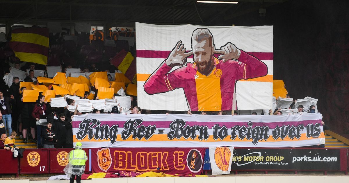 Motherwell and Hibs fans make coronation feelings…