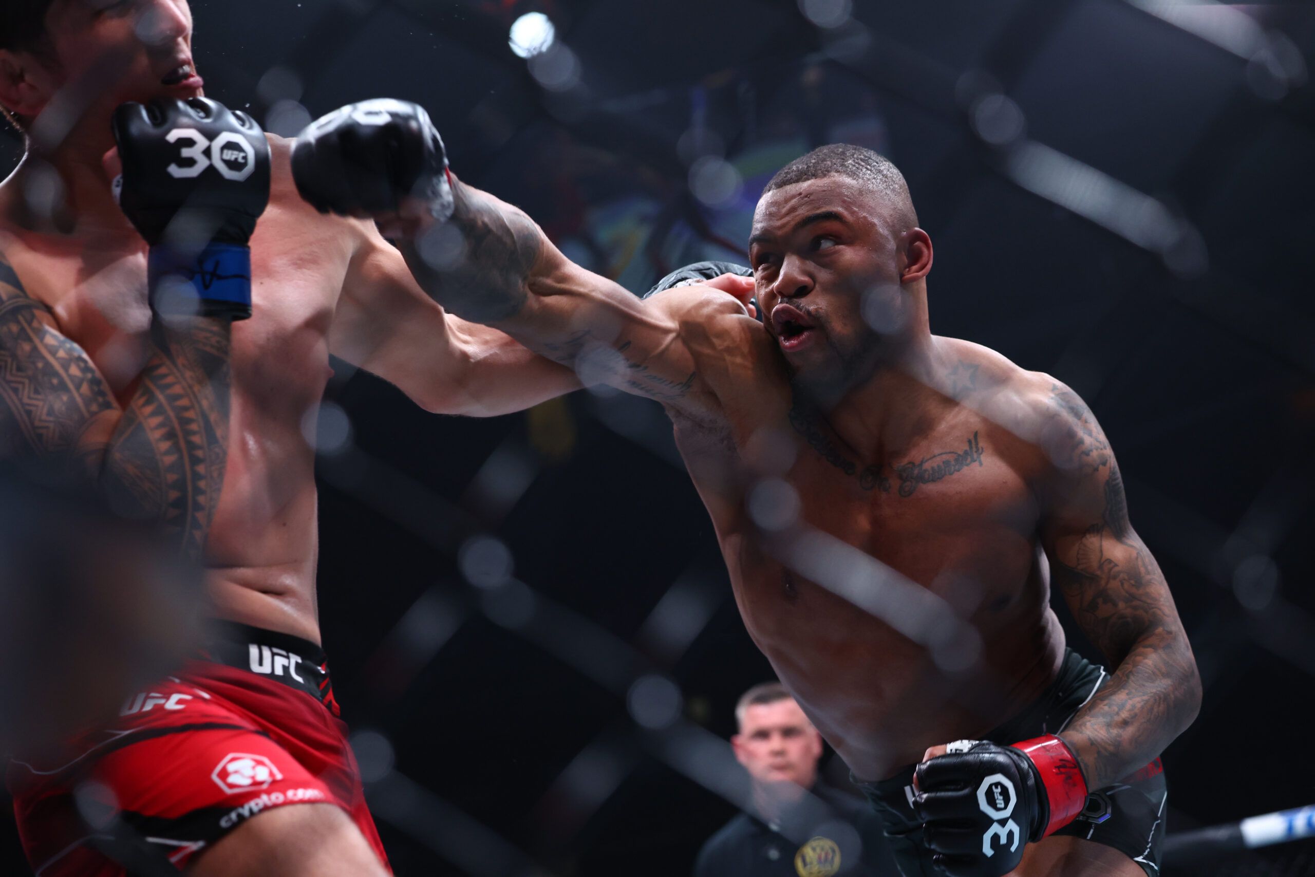Khaos Williams def. Rolando Bedoya at UFC 288: Best…