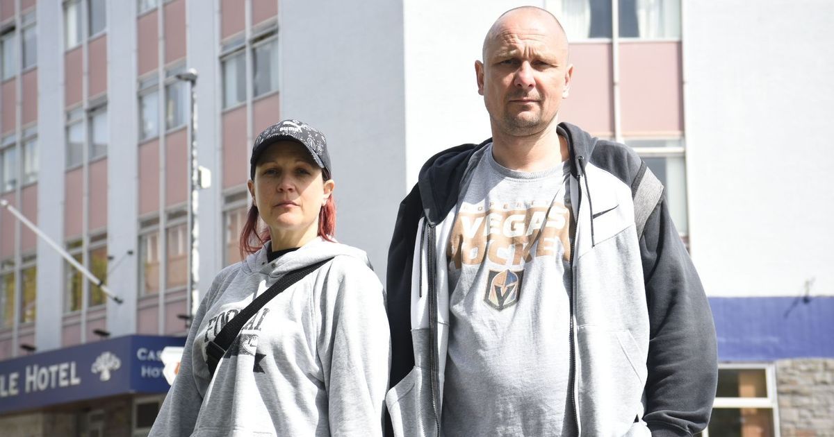 People who stayed in hotel for homeless claim it isn't…