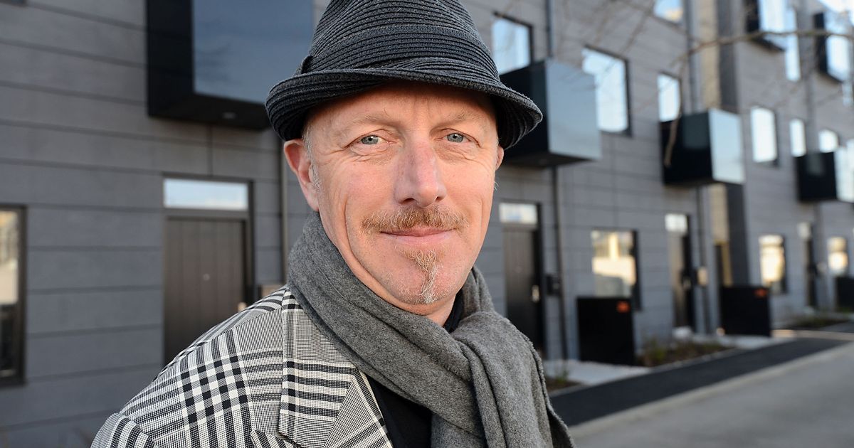 Tom Bloxham to stand down as chair of Manchester…