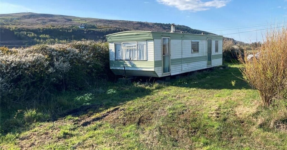 The rare, clifftop caravan overlooking one of Wales'…