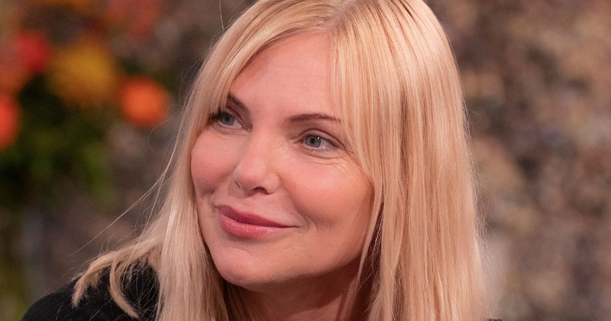 EastEnders' Samantha Womack shares stunning chest…