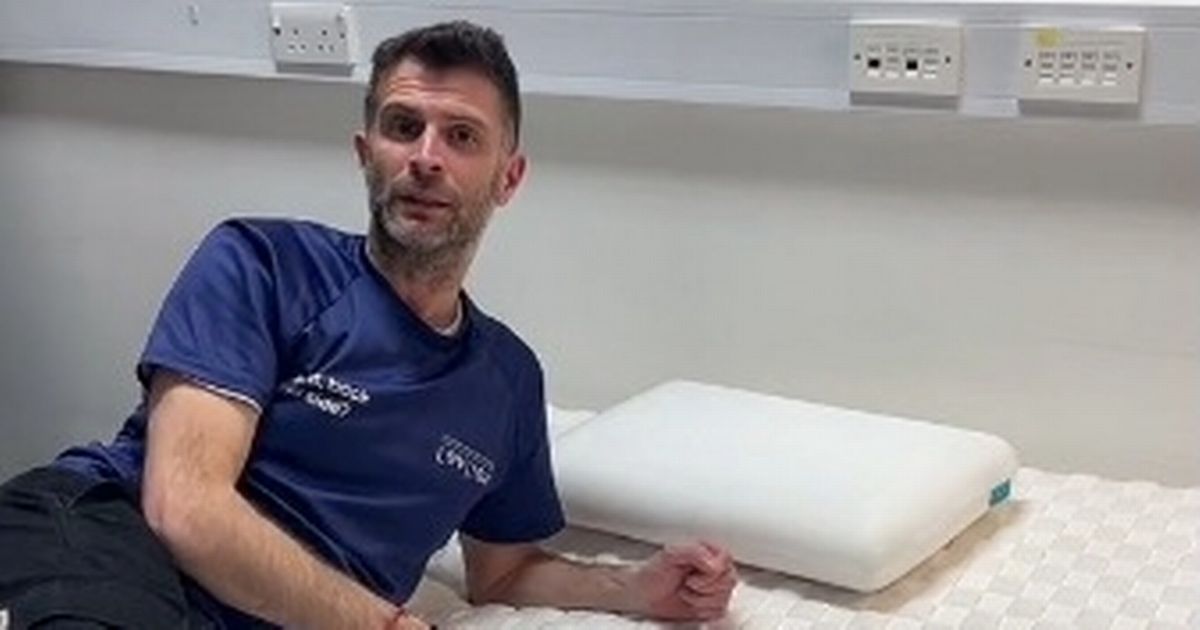 Expert warns against 'car crash' sleeping position…