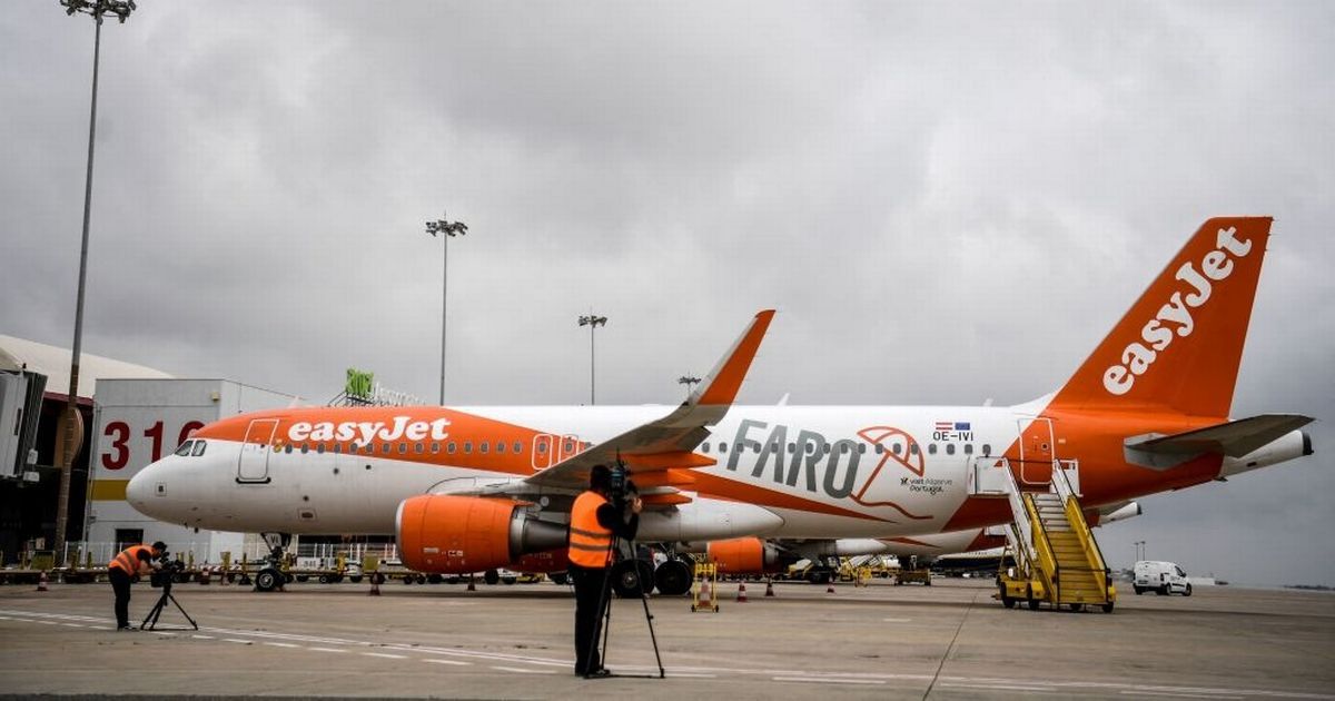 Glasgow easyJet flight to Portugal delayed as 'missing…