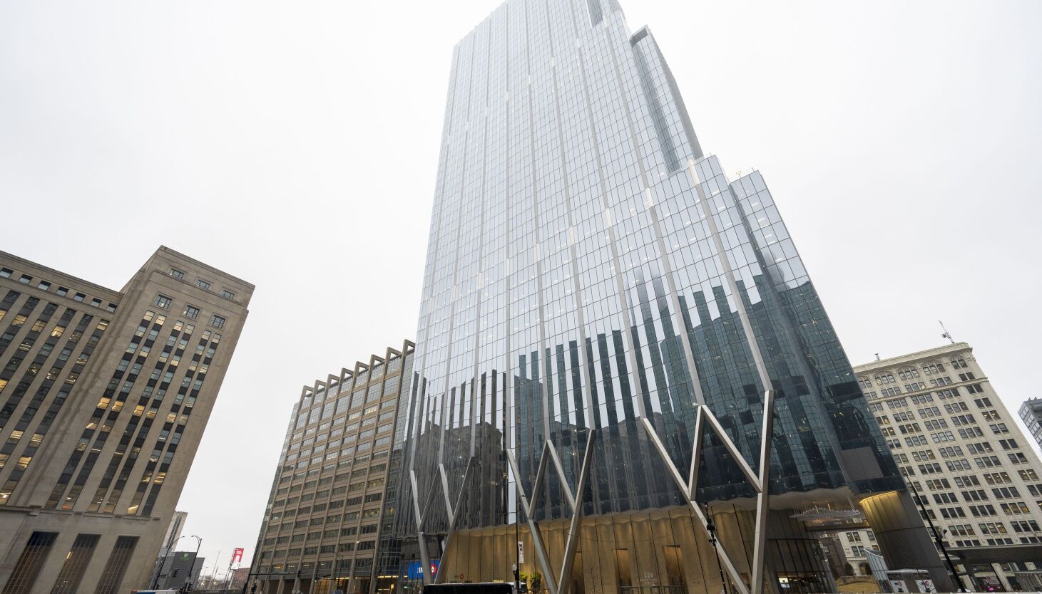 Molson Coors moving Chicago base to BMO Tower, 320 S.…