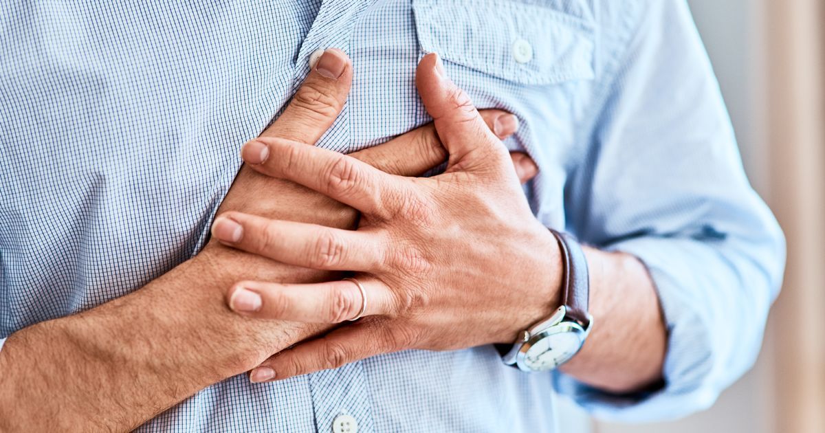 Cardiac arrest and heart attack explained as serious…