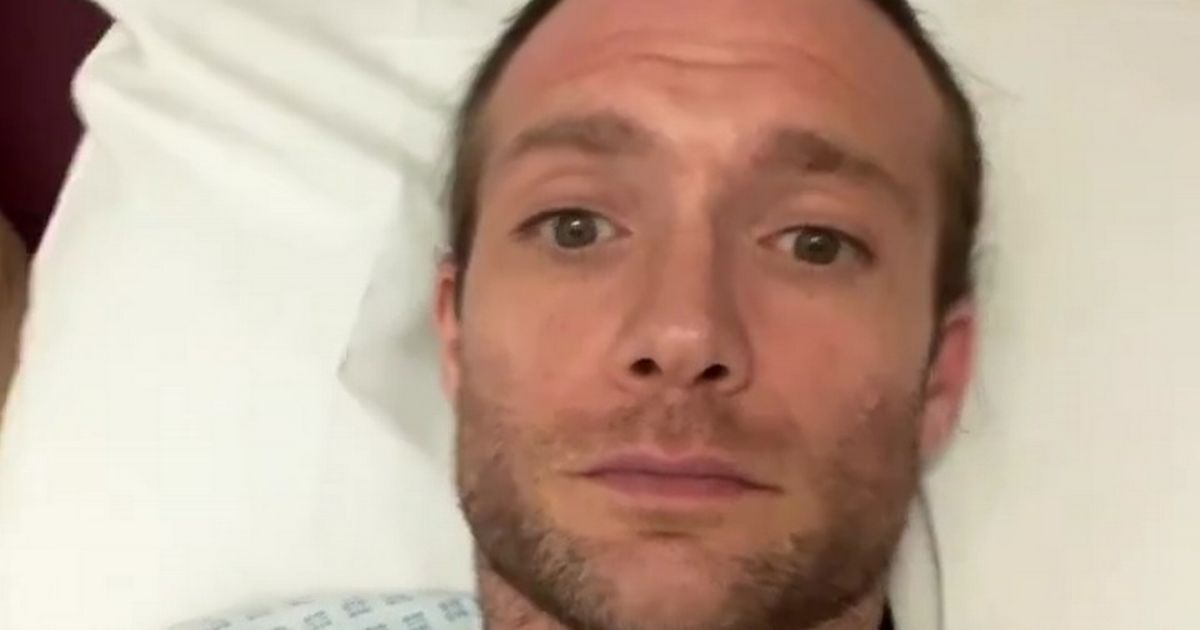 Coronation Street star Chris Fountain hospitalised as…