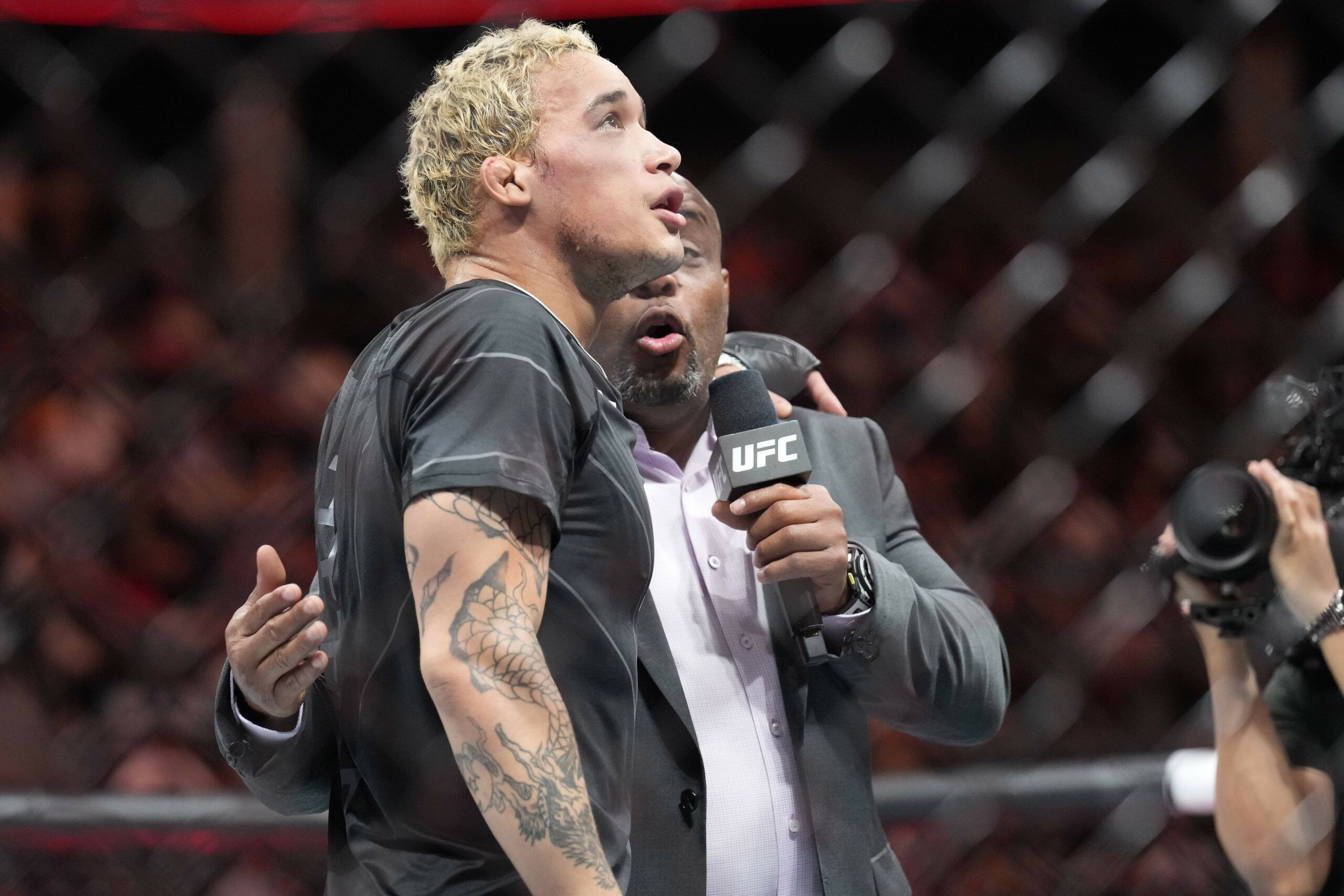 UFC on ABC 4 bonuses: An all-time record holder, plus…