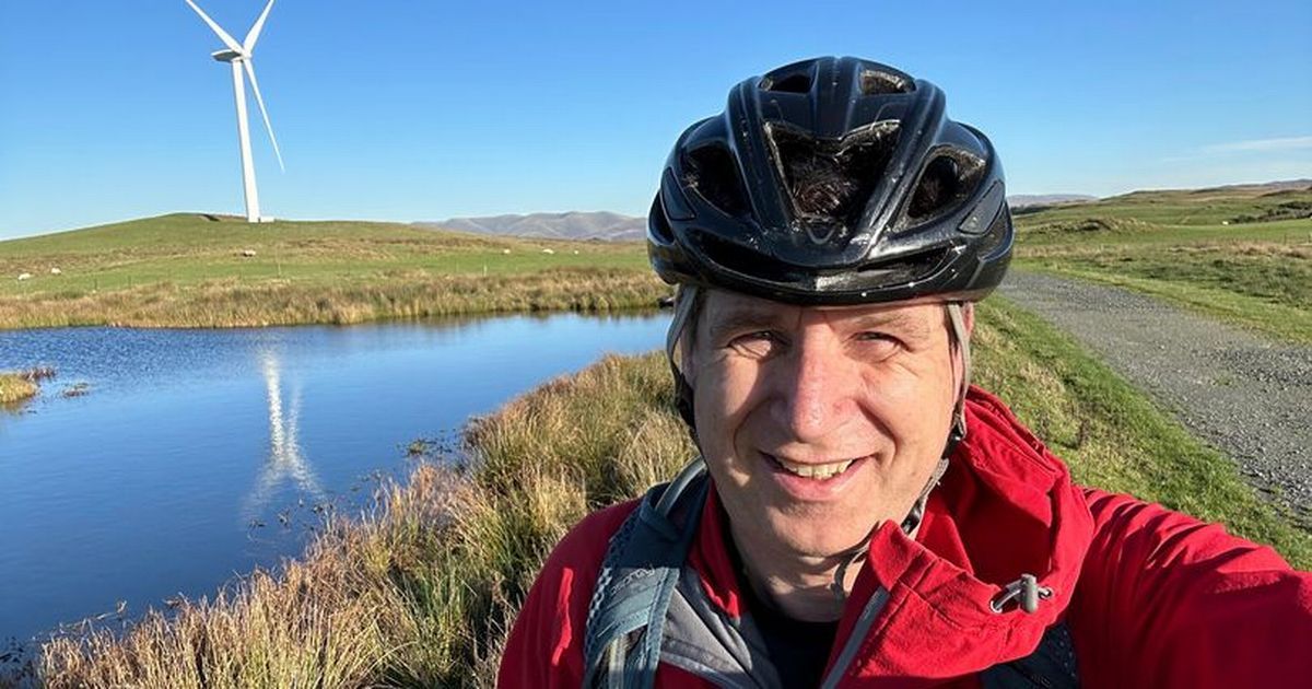 Dad dies on bike ride just an hour after taking…