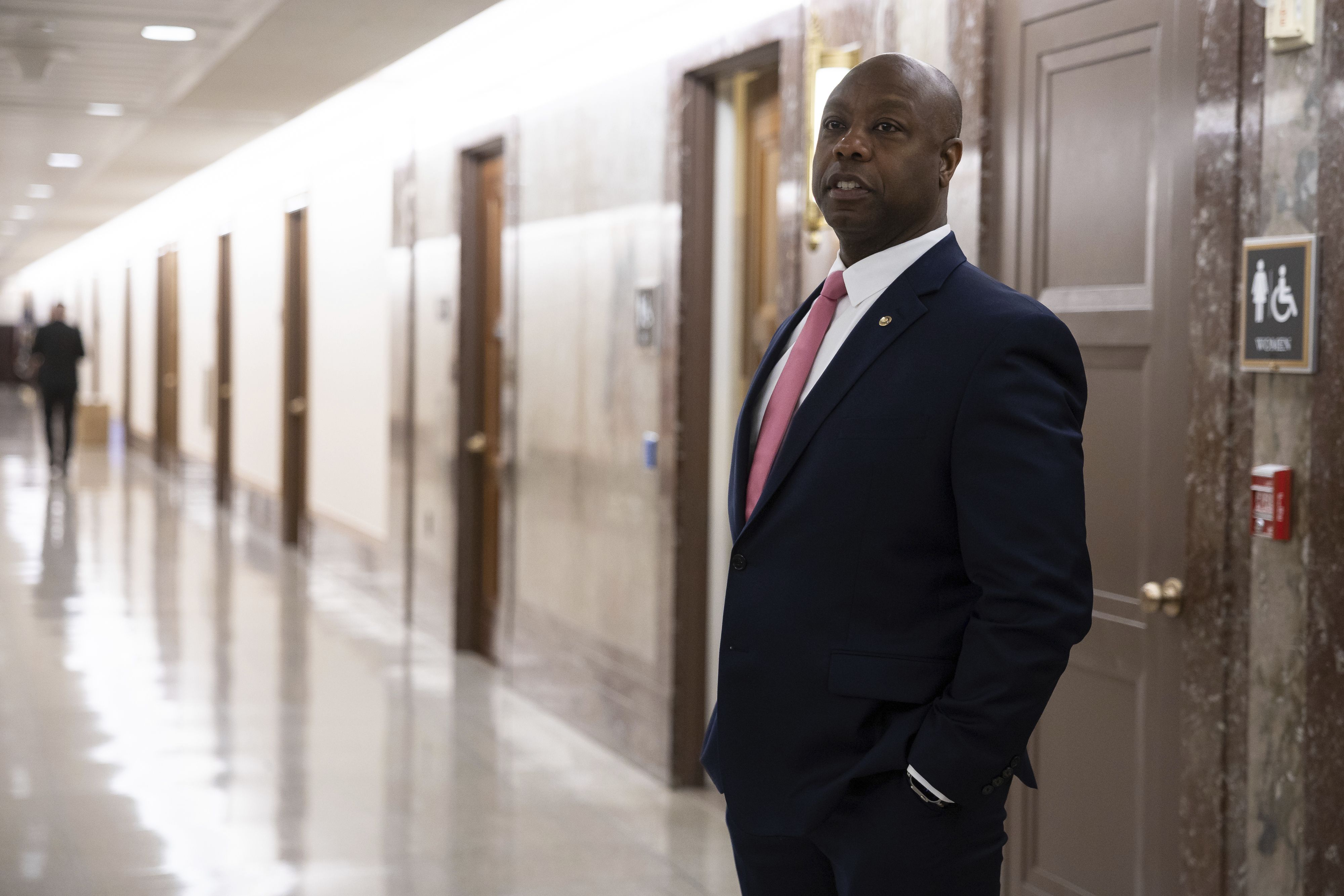 Tim Scott builds out 2024 team, taps Bill Haslam as…
