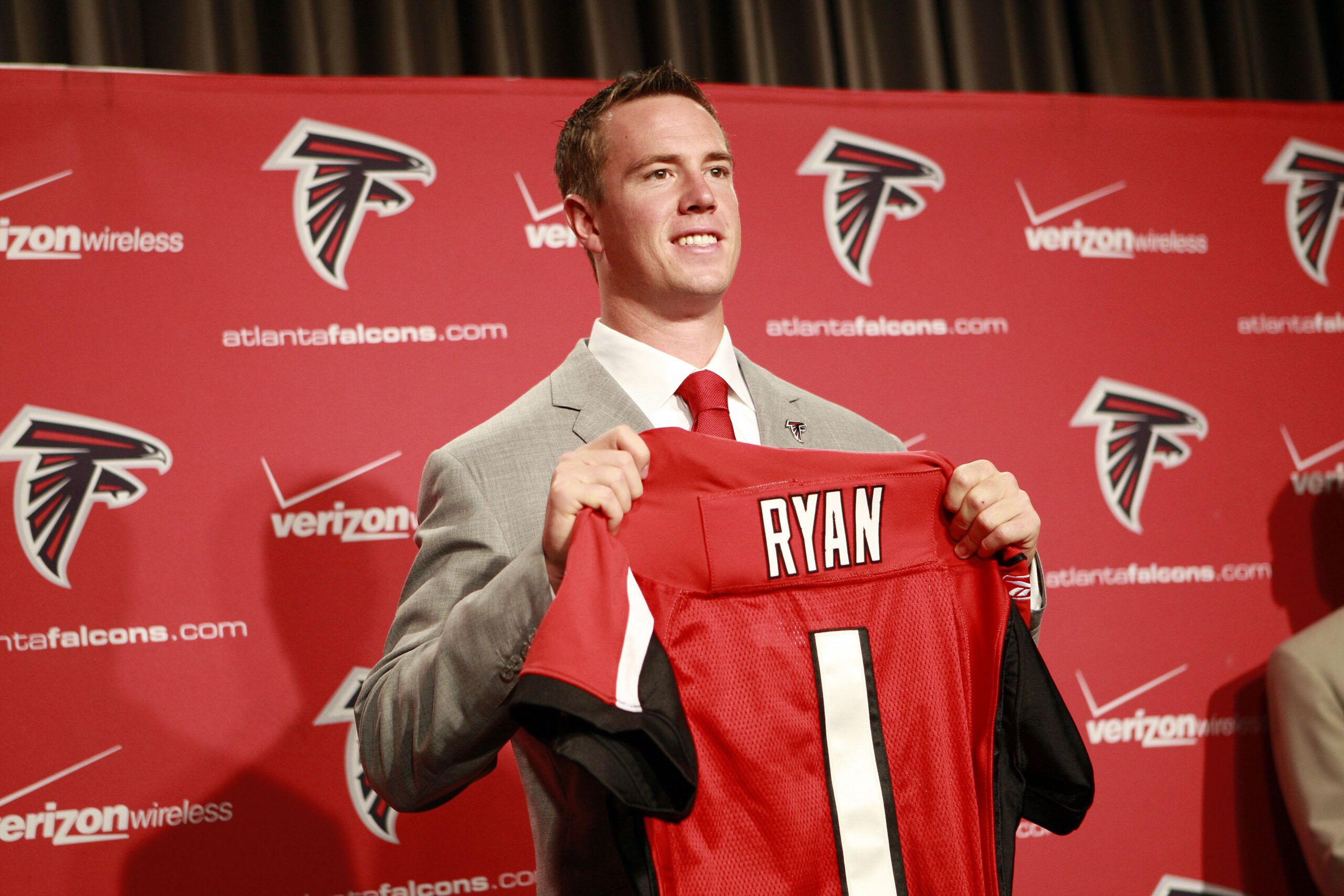 Matt Ryan’s move to the CBS booth leaves just 3 active…