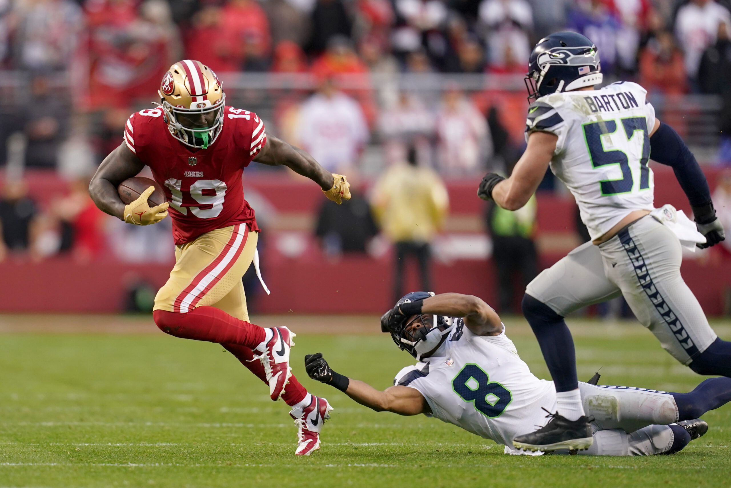 NFL to put playoff game on NBC streaming service,…