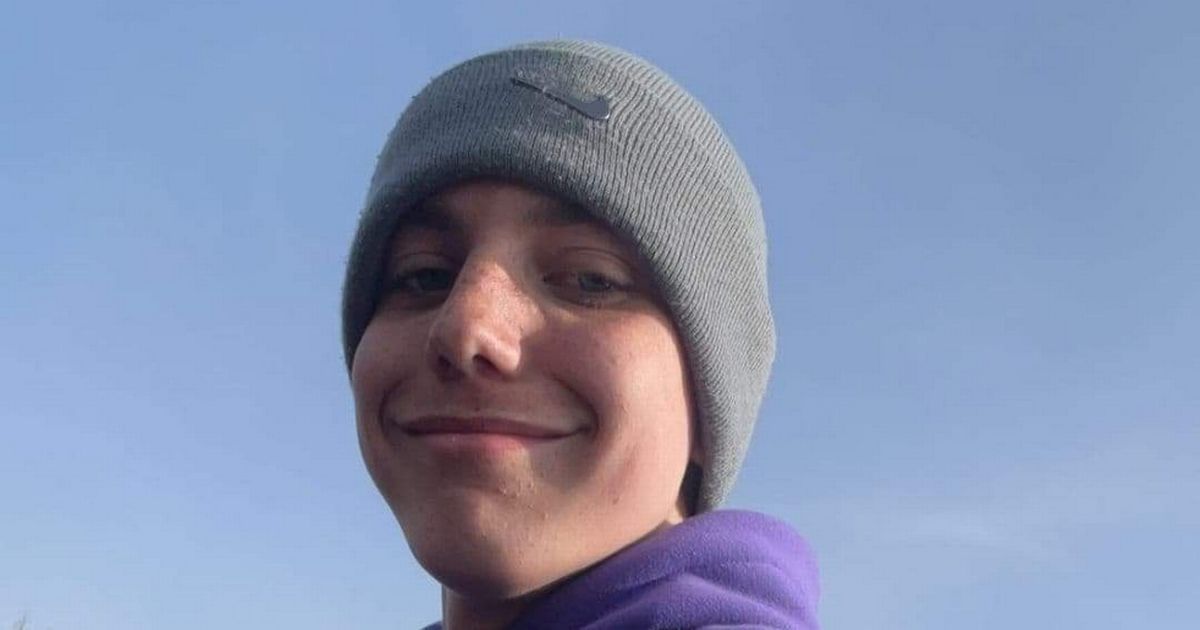 Teens from Gateshead's Springwell Estate campaign for…