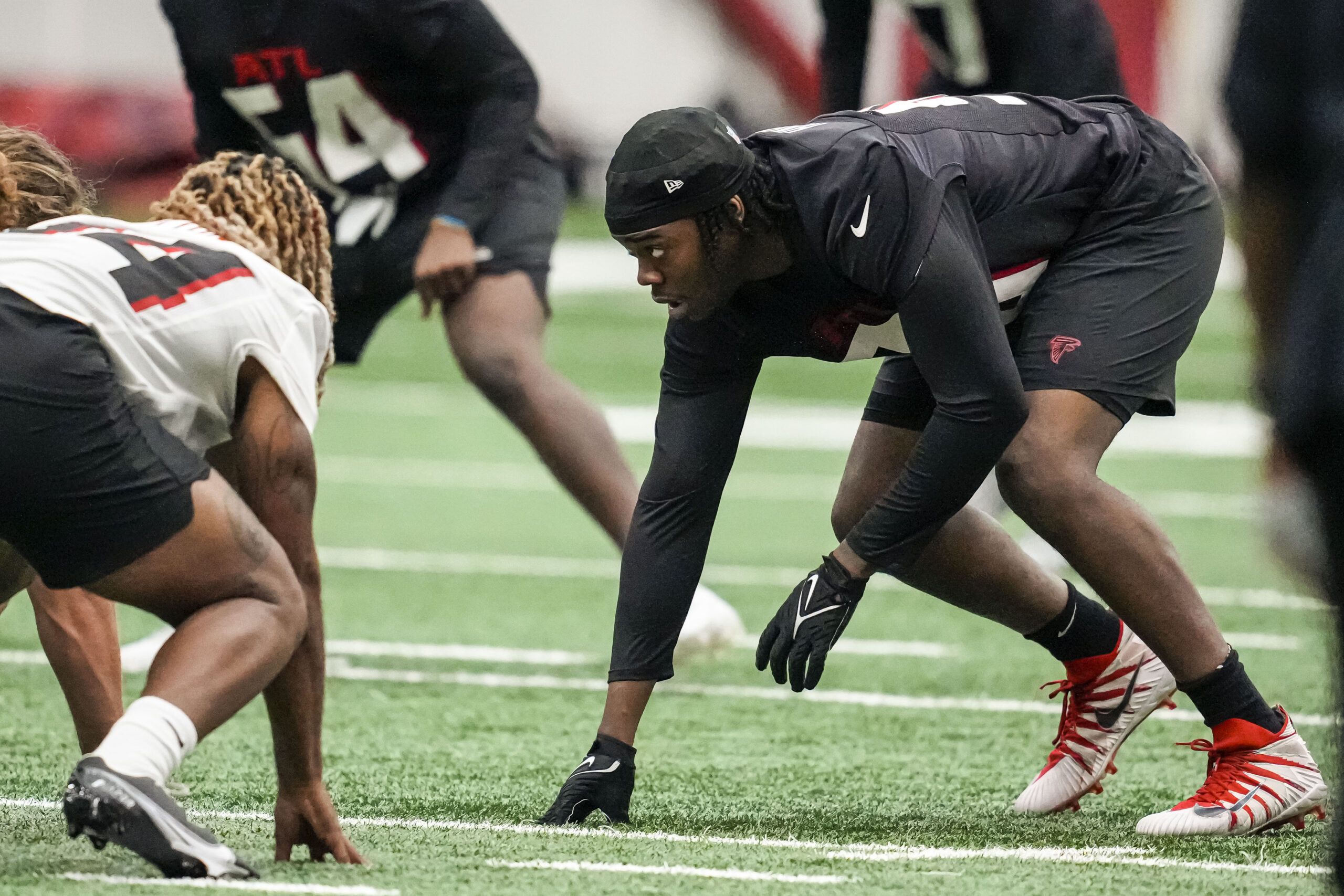 Falcons sign third-round pick Zach Harrison